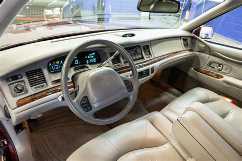Interior Del Lincoln Town Car
