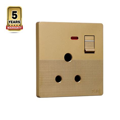Walton 3 Pin Round Socket With Switch Golden