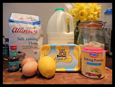 The Jam Diaries Lemon Drizzle Slices