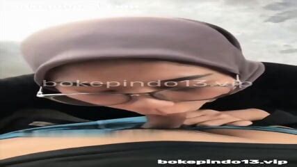 Jilboob Brutal Main Siang Bolong Ditempat Umum