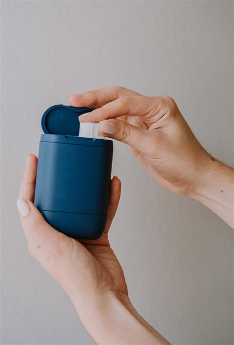 Emm Is A Smart Menstrual Cup That Tracks Periods Automatically