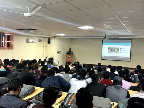 Cloudcomputing Aws Trainingandplacement Bkbiet Aws Cloudcomputing Training And Placement