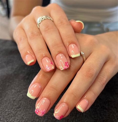 Short Acrylic Nails Coffin Summer Summer Holiday French Tip Nails
