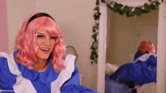 Penny Barber Alice Cosplay Leads To Magical Shrinking