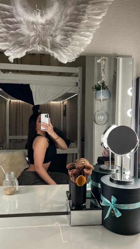 Dressing Room Selfie