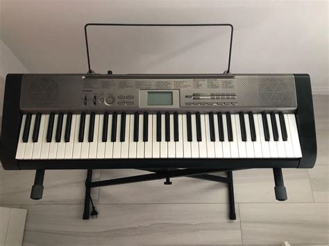 Casio Lk 120 Keyboard With Stand Hobbies And Toys Music And Media Musical Instruments On Carousell
