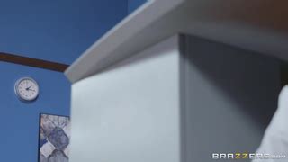 SyS Admin Finds PC Pussy Under The Table