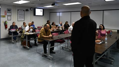 Army Makes Combat Arms Fitness Test Sex Neutral Drops Ball Throw