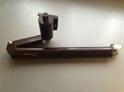 Главная | Дверные доводчики "Рандисс"