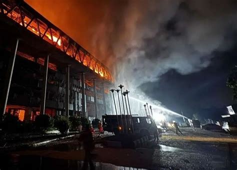 نیما رجب پور و معصومه عظیمی در پی حمله اسرائیل به صداوسیما به شهادت رسیدند رویداد24