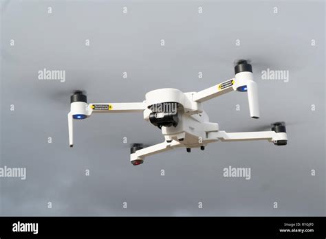 New Generation Foldable K Cheap Chinese Drone Hubsan Zino Stock Photo Alamy