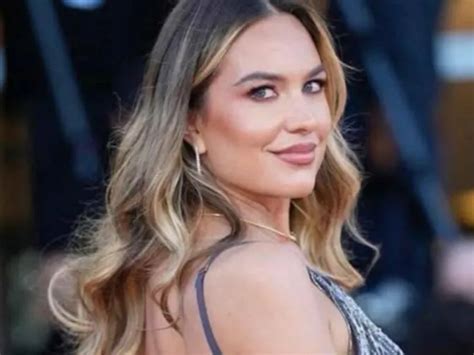 Modelo E Empresária Italiana é Assassinada Com Facada Pelo Companheiro