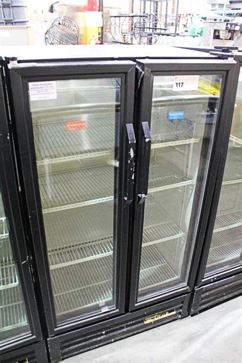 Lot True Gdm Ld Self Contained Door Cooler Vision Equipment