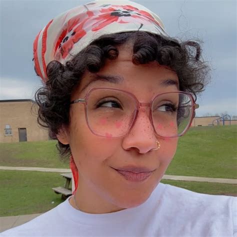 Dez Xanderlustmusic • Threads Say More