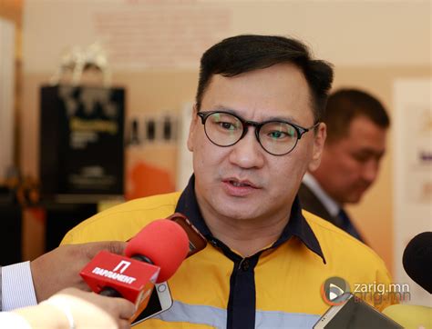 Б Ганхуягийг цагдан хорих хугацааг нэг сараар сунгажээ