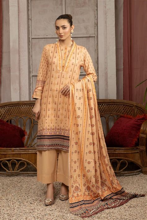 Stitch Story Model Deeba Khalid Wearing Stitch Story Facebook