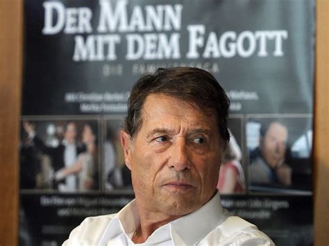 Ergiebiger Hotel Sex In Den Siebzigern Udo Jürgens Muss Zum Papa Test