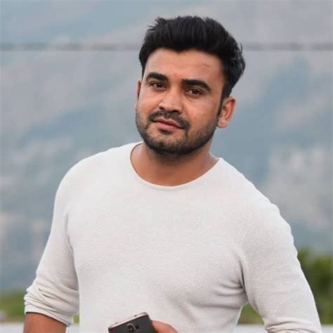 Romey Bharti Romey Bharti • Threads Say More