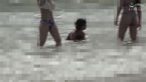 Hidden Camera Footage Of A Sticky Slut M At The Beach 4 People In A Row Special Edition 119