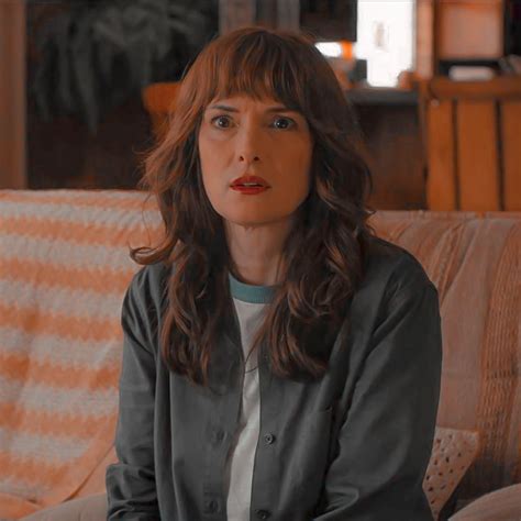 Winona Ryder Hair Joyce Stranger Things Joyce Byers Noni She Was