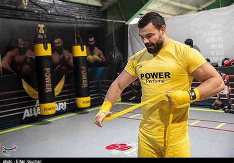 فوتبالی‌ترین علی اکبری هزینه‌ نگهداری از توله شیر بیشتر از خودم بود