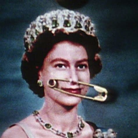 Sex Pistols Top The Charts With God Save The Queen During Diamond Jubilee Classics Du Jour