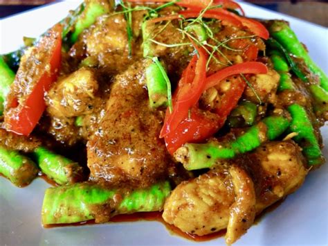 Pad Prik Gaeng Thaifooddelivery