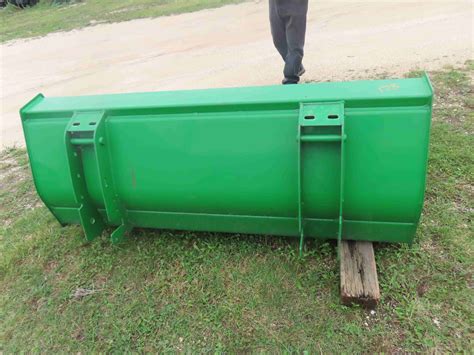 Brand New John Deere Quick Attach 6 Bucket