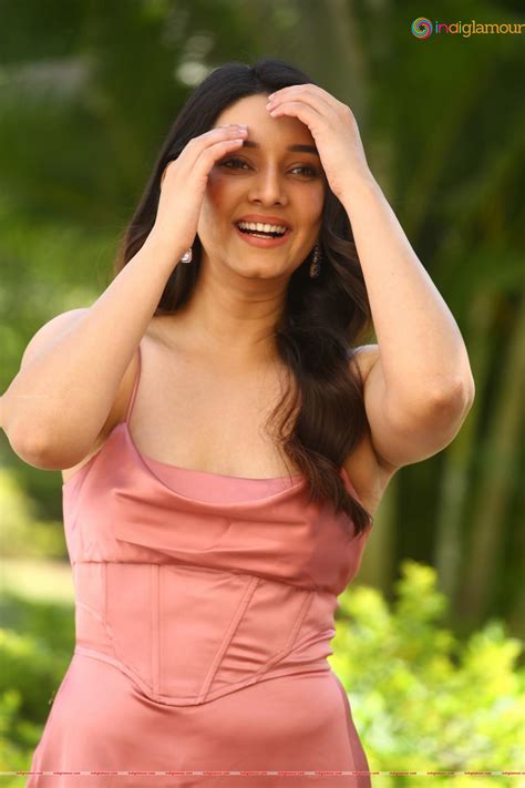 Vaishnavi Patwardhan Actress Hd Photosimagespics And Stills