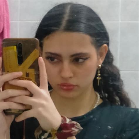 Ho visto l ex del mio ragazzo e niente è veramente un figa cazzo proprio bella