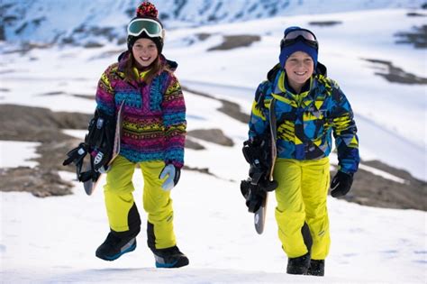 Детская одежда Tokka Tribe: зимние комбинезоны и куртки, ярко-розовые ...