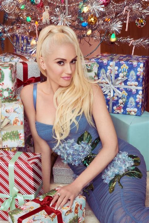 The Hottest Gwen Stefani Photos Thblog