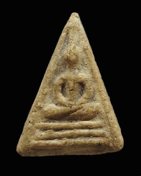 พระสมเด็จคะแนนพิมพ์สามเหลี่ยม หลวงปู่นาค วัดระฆังโฆสิตาราม กรุงเทพฯ มวลสารผสมผงเก่า ปี 2500 หลวง