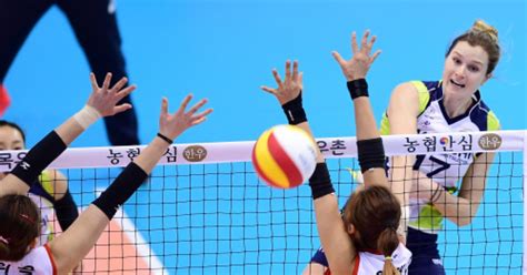 [ss포토] 에밀리 완전히 뚫었어