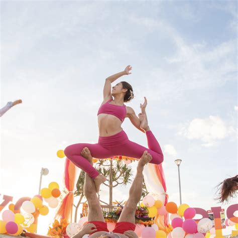 Yogaslackers Slackline Yoga Acroyoga And Adventure Resources