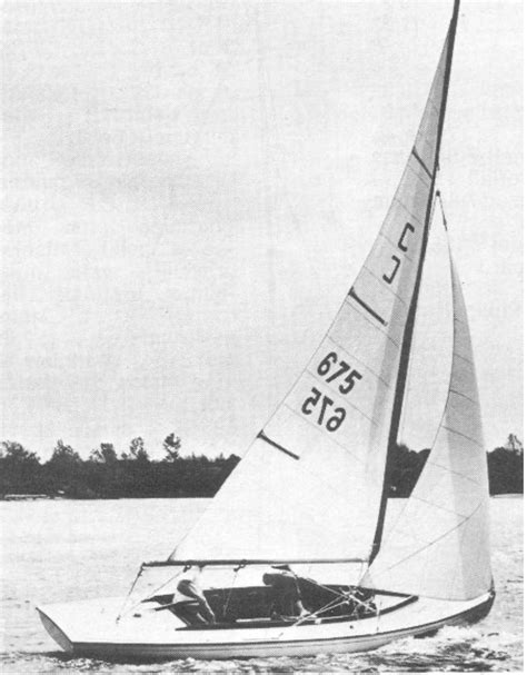 20 Evanson Celebrity C B Sloop 1978 Worldwide Classic Boat Show