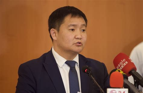 МБалдандорж Нийслэлд ашиглалтын хугацаа нь дууссан 800 гаруй лифт байна Murchmn