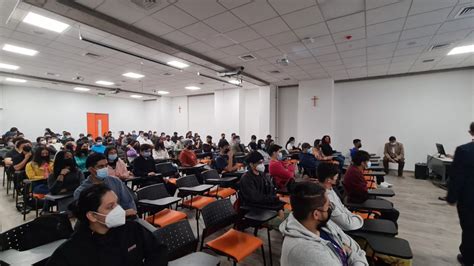 Escuela De Ingeniería En Construcción Y Transporte Pucv