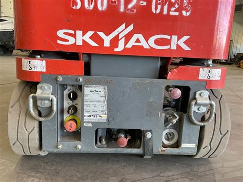 2016 Skyjack Sj12 Self Propelled Scissor Lift Construction Bigiron