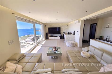 Croatia Split Area Podstrana Villa With A Pool And Open Sea View