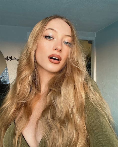 Picture Of Sophia Diamond