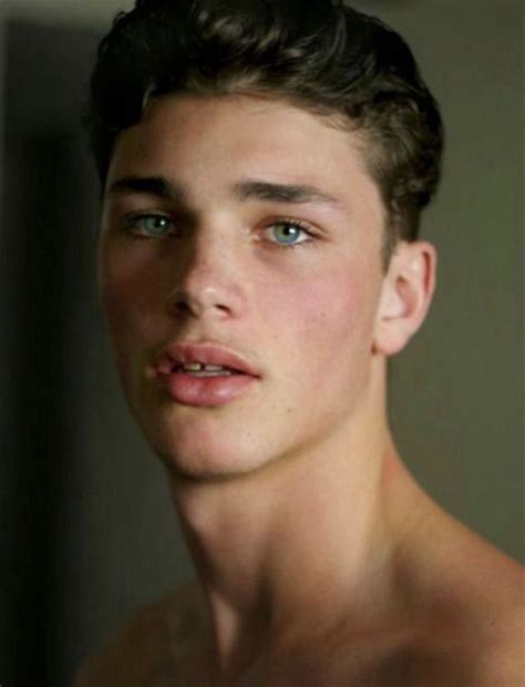 Pin By Fionaaa On Pretty Guys With Green Eyes Blue Eyed Men Cute Guys