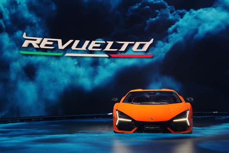 람보르기니 레부엘토 국내 데뷔브랜드 첫 하이브리드 슈퍼카 매일경제