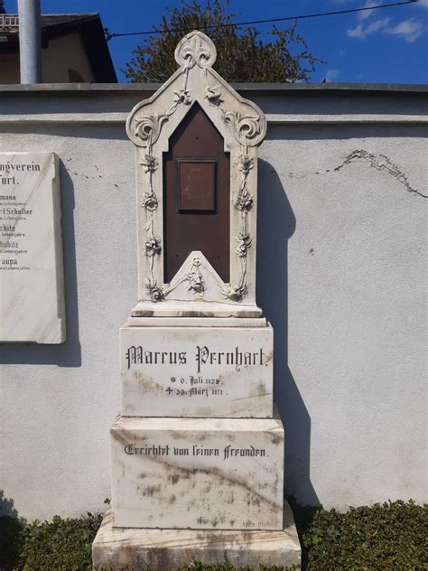 Marko Pernat Pernhart Slovenski Grobovi