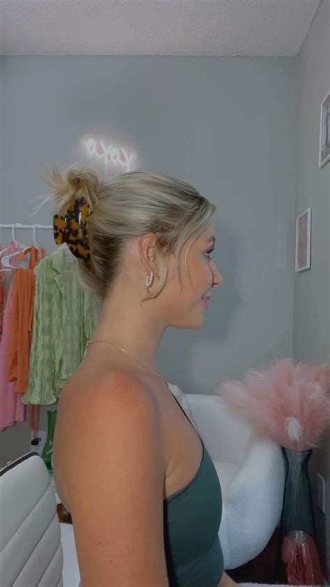 Easy Claw Clip Hairstyles For Short Hair Blonde Underneath Hair