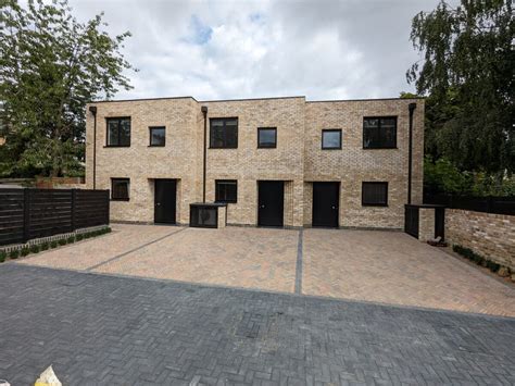 Practical Completion On 3 Houses At Fabric Mews Clements And Porter