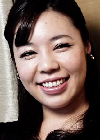 街行く清楚系奥様にアンケートカフェでの取材で夫婦間の性問題に興味を持った奥様はそのままホテルに同行してSEXしちゃいました アダルト動画 ソクミル