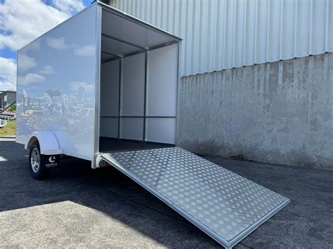 Small Enclosed Trailers