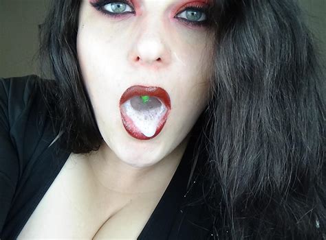Beautiful Eyes And A Mouthful Porn Pic Eporner