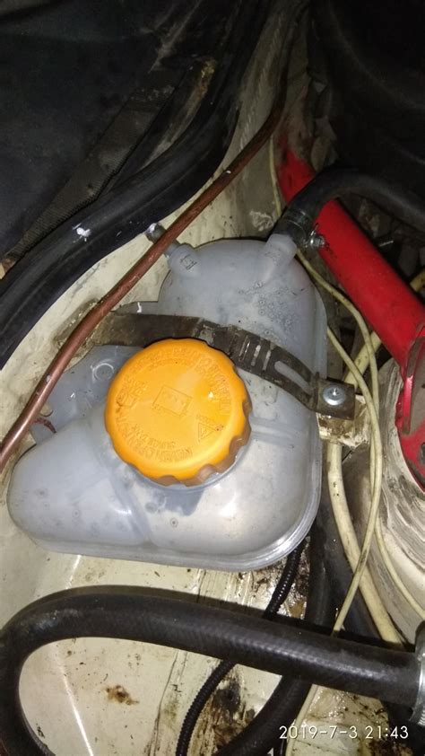 Расширительный бачок ЛАНОС на 1103 — ЗАЗ 1103, 1,2 л, 2003 года ...